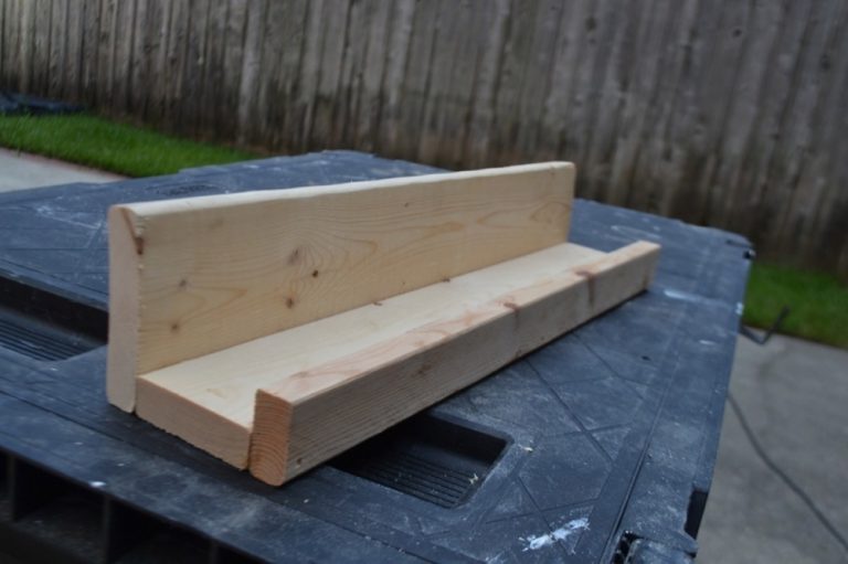 Living on the Edge with These DIY Simple Wooden Ledges - Home Fixated