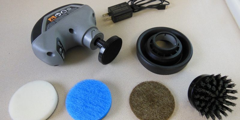 Dremel Versa – A Versa-tile Palm-Sized Power Scrubber