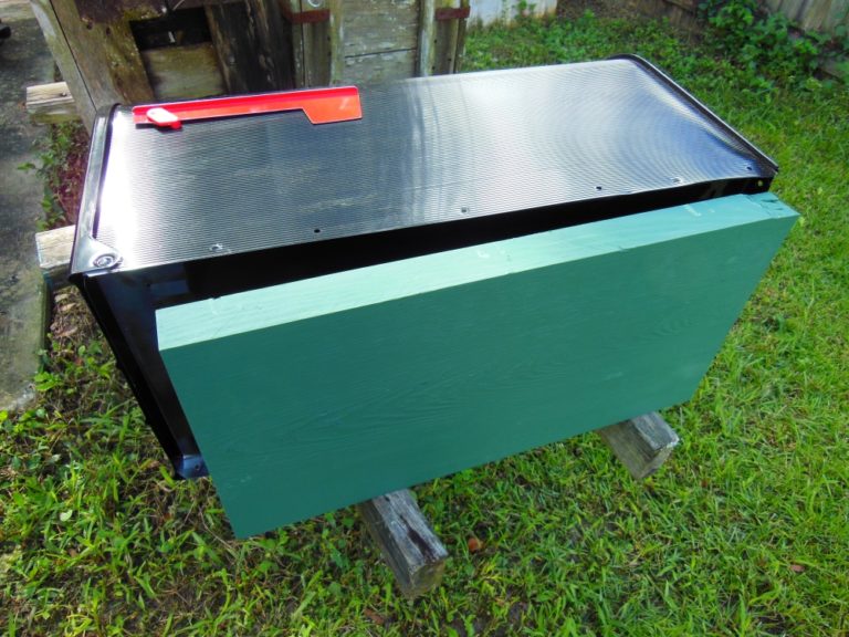 How To Make And Install a Curbside Mailbox Post