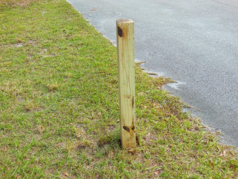 How To Make And Install a Curbside Mailbox Post